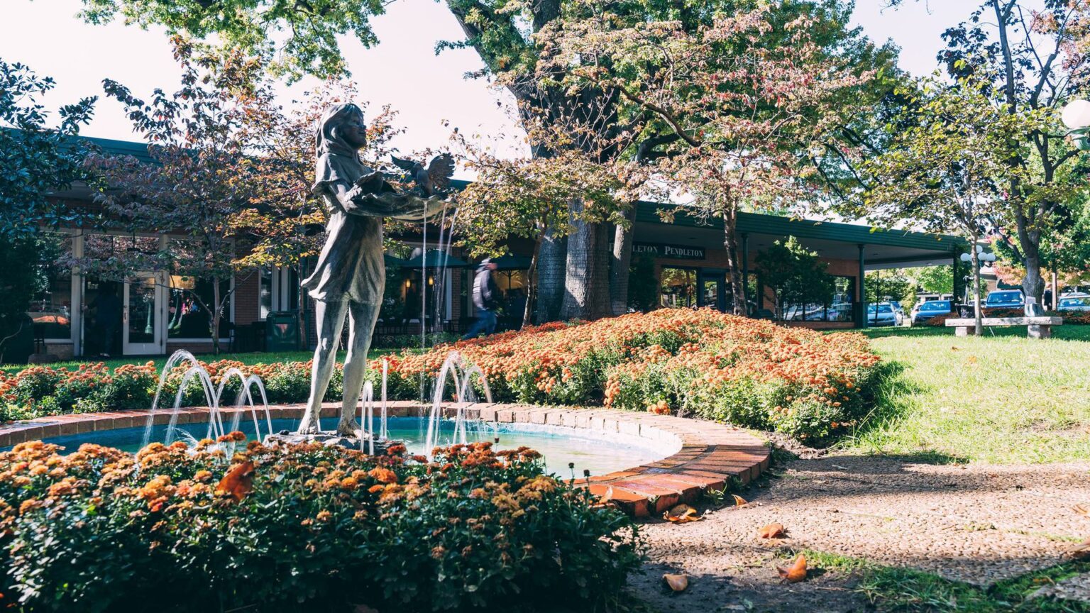 The 15 Best Things To Do In Tulsa According To Locals