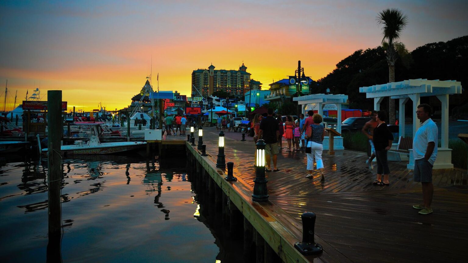 24 Best Things To Do in Destin, Florida - travelingwithscubajay.com