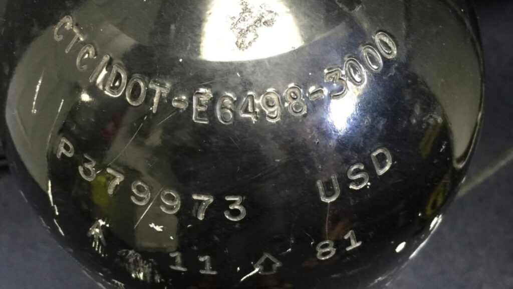 Scuba Tank Markings (According to a scuba instructor ...